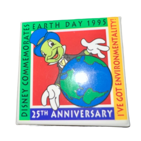 Disney | Jewelry | Disneyland 2 Earth Day 995 Jimmy Cricket 25th ...